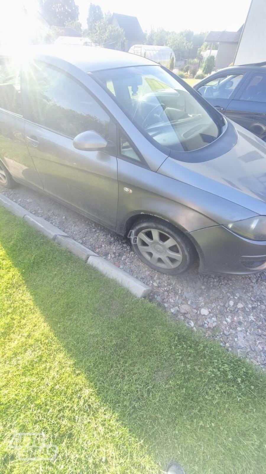 SEAT Altea 2004 in Marijampole, with an engine capacity of 1.90 L and mileage of 327 thousand km for 500 €, photo 3 on AUTOMOTO.COM.LV