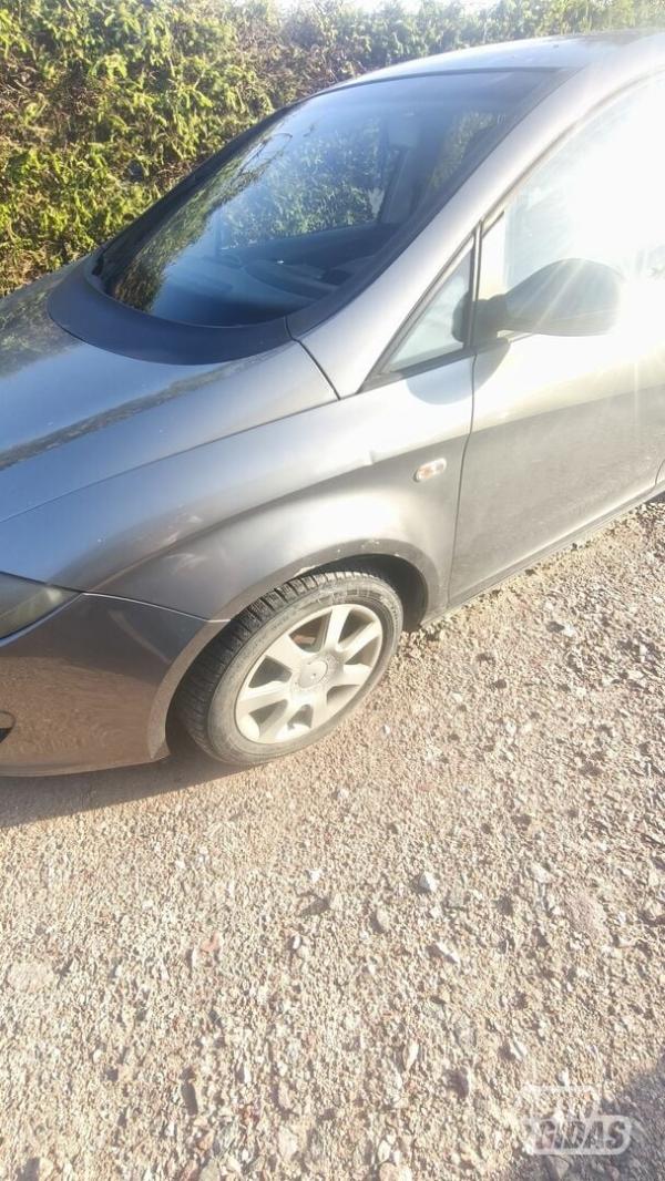 SEAT Altea 2004 in Marijampole, with an engine capacity of 1.90 L and mileage of 327 thousand km for 500 €, photo 4 on AUTOMOTO.COM.LV