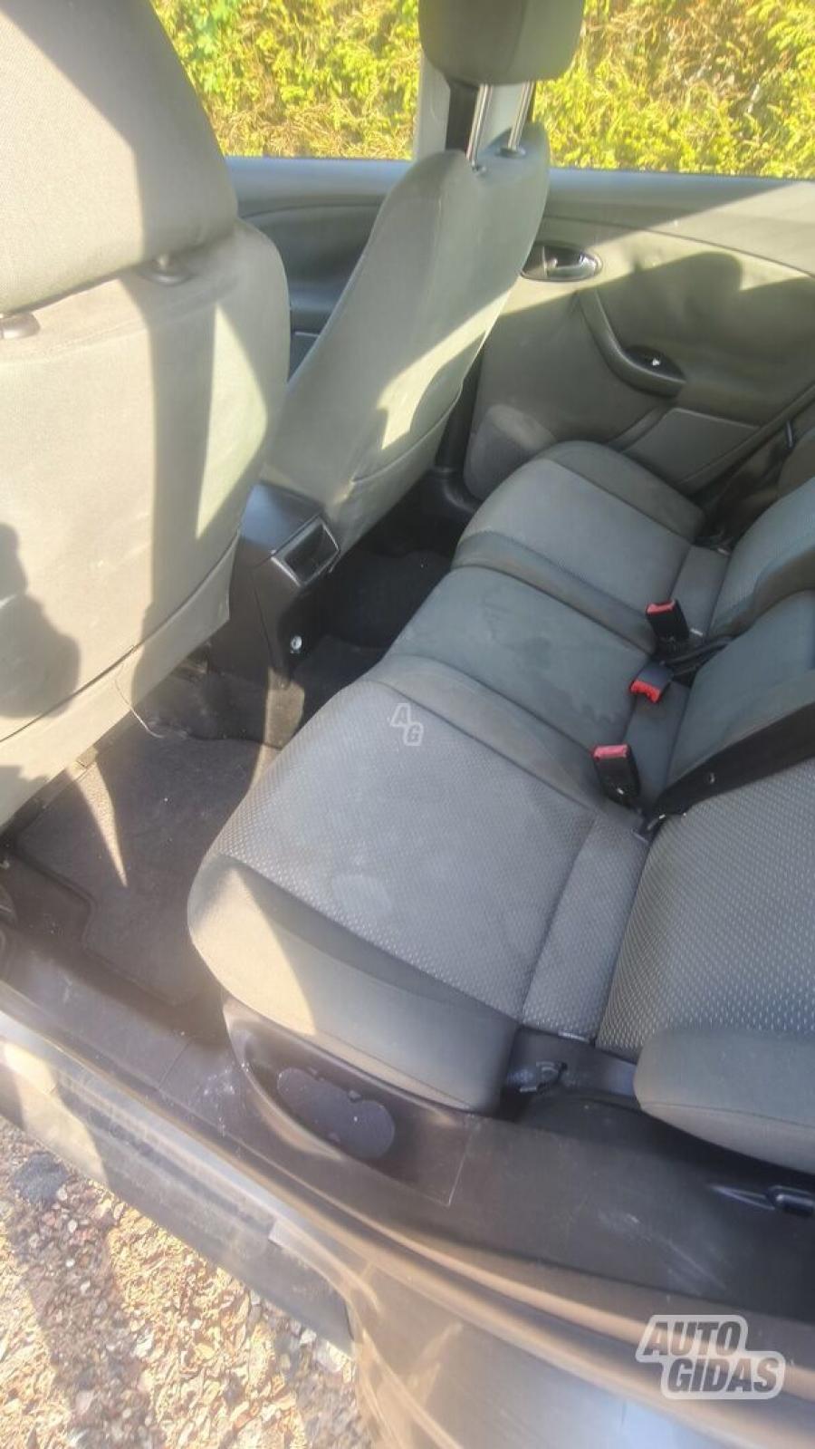 SEAT Altea 2004 in Marijampole, with an engine capacity of 1.90 L and mileage of 327 thousand km for 400 €, photo 9 on AUTOMOTO.COM.LV
