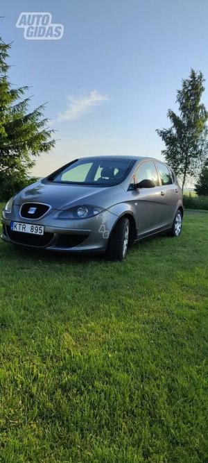 SEAT Altea 2004 in Telschi, with an engine capacity of 1.90 L and mileage of 390 thousand km for 1000 €, photo 3 on AUTOMOTO.COM.LV