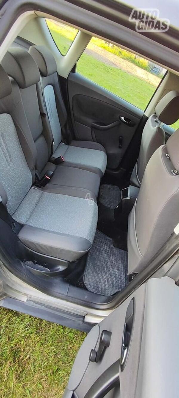 SEAT Altea 2004 Telšiai, ar dzinēja tilpumu 1.90 L un nobraukumu 390 tūkst. km par 1000 €, foto 4 vietnē AUTOMOTO.COM.LV