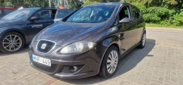 SEAT Altea 2004 in Vilnius, with an engine capacity of 2.00 L and mileage of 280 thousand km for 999 €, photo 1 on AUTOMOTO.COM.LV