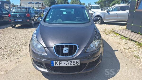 SEAT Altea 2005 in Riga, with an engine capacity of 1.60 L and mileage of 277 thousand km for 800 €, photo 5 on AUTOMOTO.COM.LV