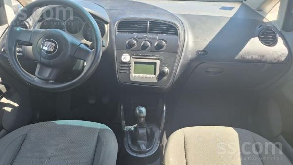 SEAT Altea 2005 in Riga, with an engine capacity of 1.60 L and mileage of 277 thousand km for 800 €, photo 9 on AUTOMOTO.COM.LV