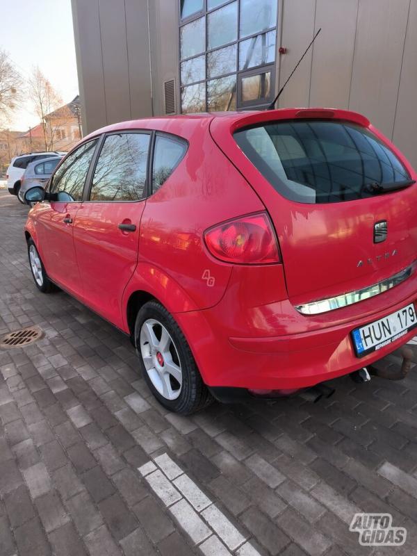 SEAT Altea 2005 in Kaunas, with an engine capacity of 2.00 L and mileage of 370 thousand km for 800 €, photo 6 on AUTOMOTO.COM.LV