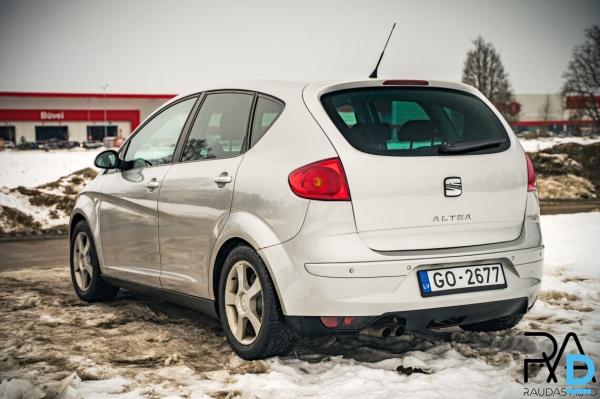 SEAT Altea 2005 Rīga, ar dzinēja tilpumu 2.00 L un nobraukumu 298 tūkst. km par 1590 €, foto 2 vietnē AUTOMOTO.COM.LV