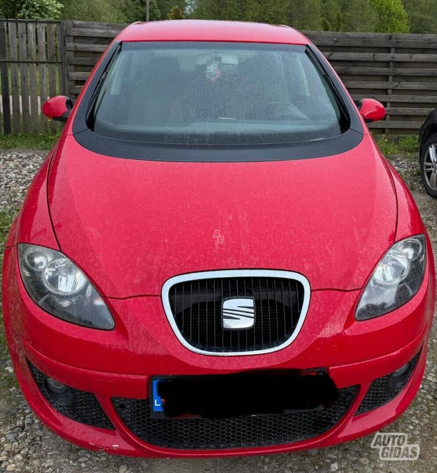 SEAT Altea 2005 in Silale, with an engine capacity of 1.90 L and mileage of 300 thousand km for 1000 €, photo 4 on AUTOMOTO.COM.LV