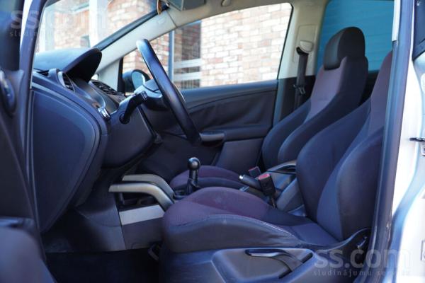 SEAT Altea 2005 in Riga, with an engine capacity of 2.00 L and mileage of 408 thousand km for 1290 €, photo 9 on AUTOMOTO.COM.LV