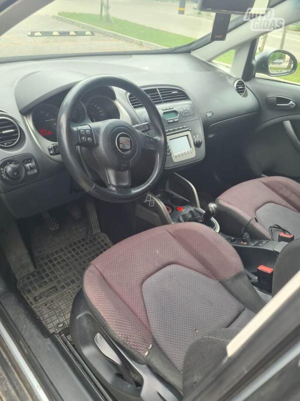 SEAT Altea 2005 in Klaipeda, with an engine capacity of 2.00 L and mileage of 353 thousand km for 1100 €, photo 5 on AUTOMOTO.COM.LV