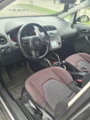 SEAT Altea 2005 Klaipėda, ar dzinēja tilpumu 2.00 L un nobraukumu 353 tūkst. km par 1100 €, foto 6 vietnē AUTOMOTO.COM.LV