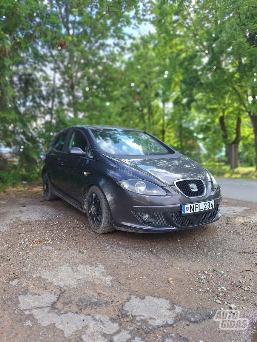 SEAT Altea 2005 in Kaunas, with an engine capacity of 1.90 L and mileage of 350 thousand km for 900 €, photo 3 on AUTOMOTO.COM.LV