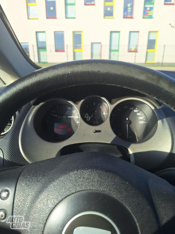 SEAT Altea 2005 in Kaunas, with an engine capacity of 1.90 L and mileage of 350 thousand km for 900 €, photo 5 on AUTOMOTO.COM.LV