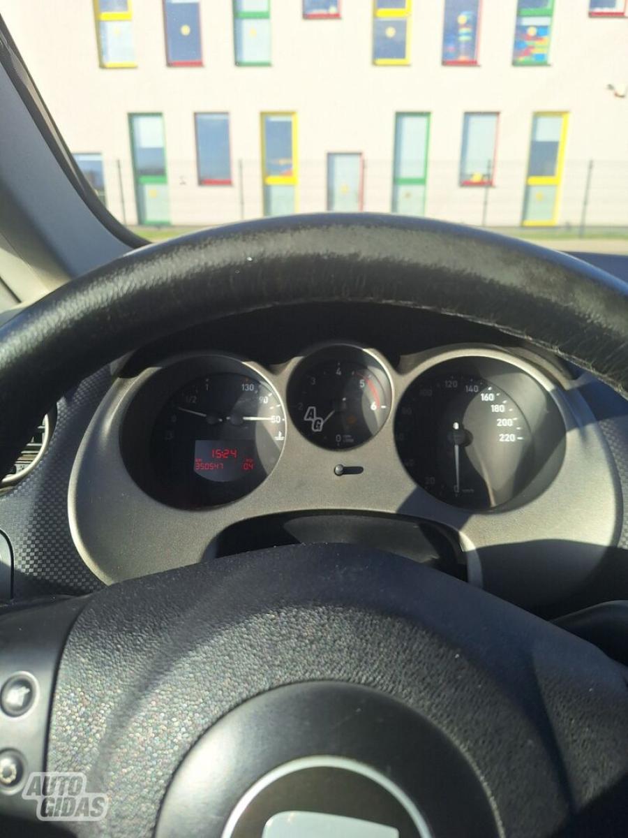 SEAT Altea 2005 in Kaunas, with an engine capacity of 1.90 L and mileage of 350 thousand km for 900 €, photo 6 on AUTOMOTO.COM.LV