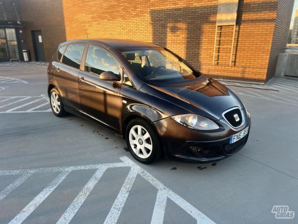SEAT Altea 2005 Viļņa, ar dzinēja tilpumu 2.00 L un nobraukumu 304 tūkst. km par 1400 €, foto 1 vietnē AUTOMOTO.COM.LV