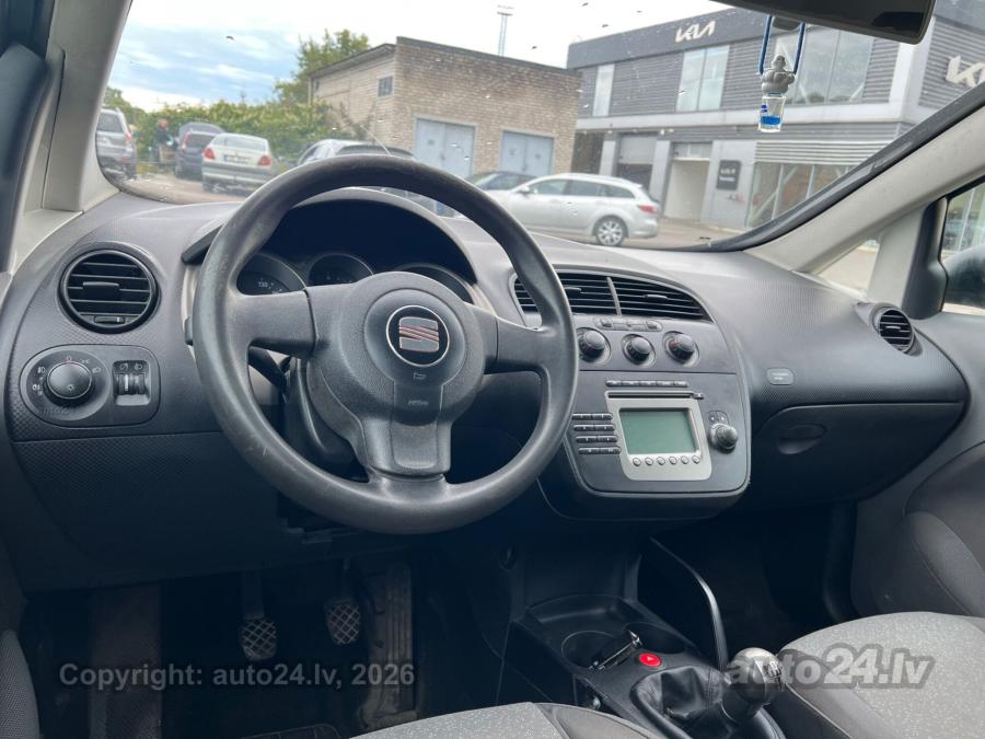 SEAT Altea 2005 in Narva, with an engine capacity of 1.90 L and mileage of 315 thousand km for 999 €, photo 13 on AUTOMOTO.COM.LV