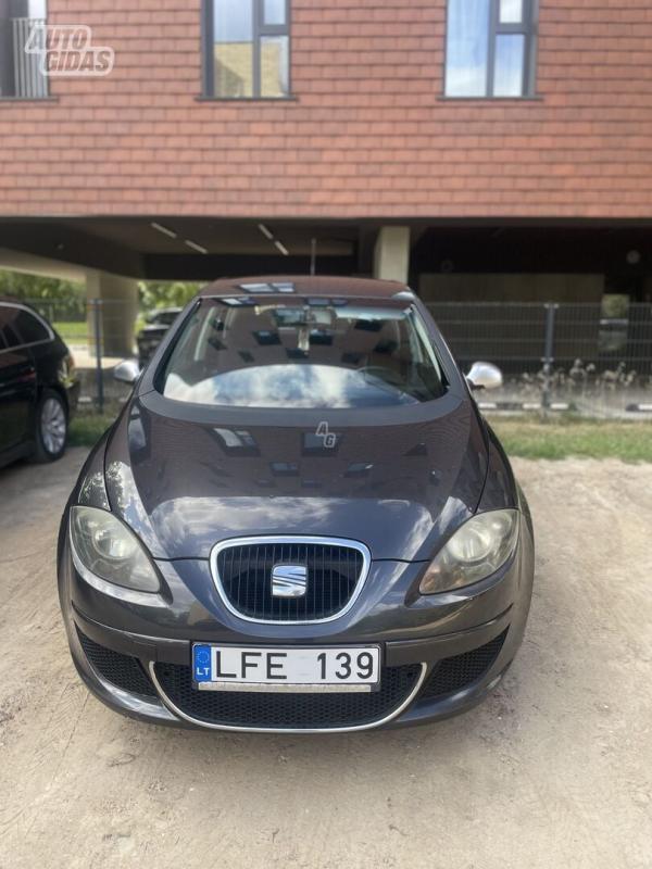 SEAT Altea 2005 Kauņa vietnē SEAT Altea 2005 Kauņa, ar dzinēja tilpumu 2.00 L un nobraukumu 326 tūkst. km par 500 €, foto 1 vietnē AUTOMOTO.COM.LV