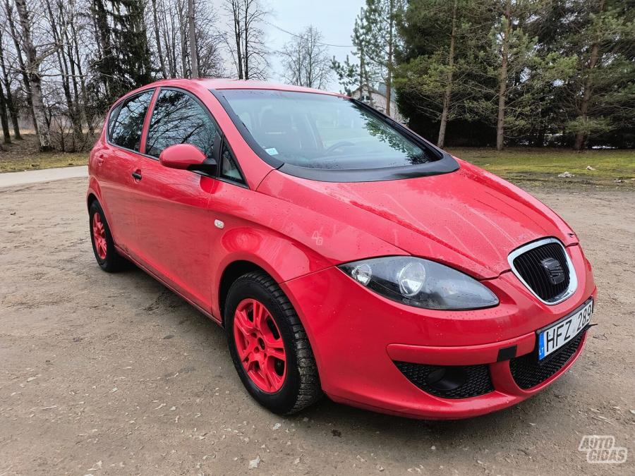 Сеат Алтеа 2006 в Мажейкяй, объемом двигателя 1.90 л и пробегом 350 тыс. км за 950 €, фото 2 на AUTOMOTO.COM.LV