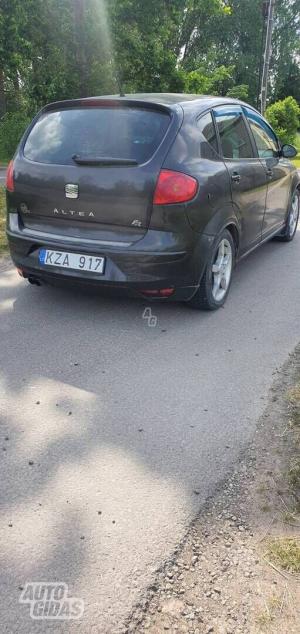 SEAT Altea 2006 Šauļi, ar dzinēja tilpumu 2.00 L un nobraukumu 300 tūkst. km par 1350 €, foto 7 vietnē AUTOMOTO.COM.LV