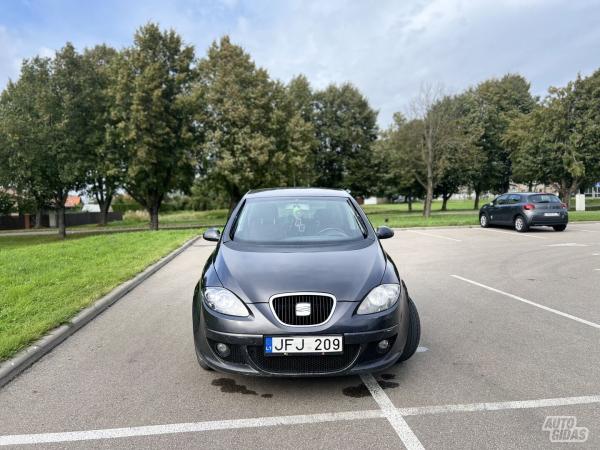 SEAT Altea 2006 Klaipėda, ar dzinēja tilpumu 2.00 L un nobraukumu 327 tūkst. km par 1100 €, foto 4 vietnē AUTOMOTO.COM.LV