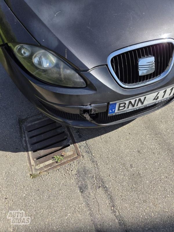 SEAT Altea 2006 in Kaunas, with an engine capacity of 1.60 L and mileage of 363 thousand km for 400 €, photo 6 on AUTOMOTO.COM.LV