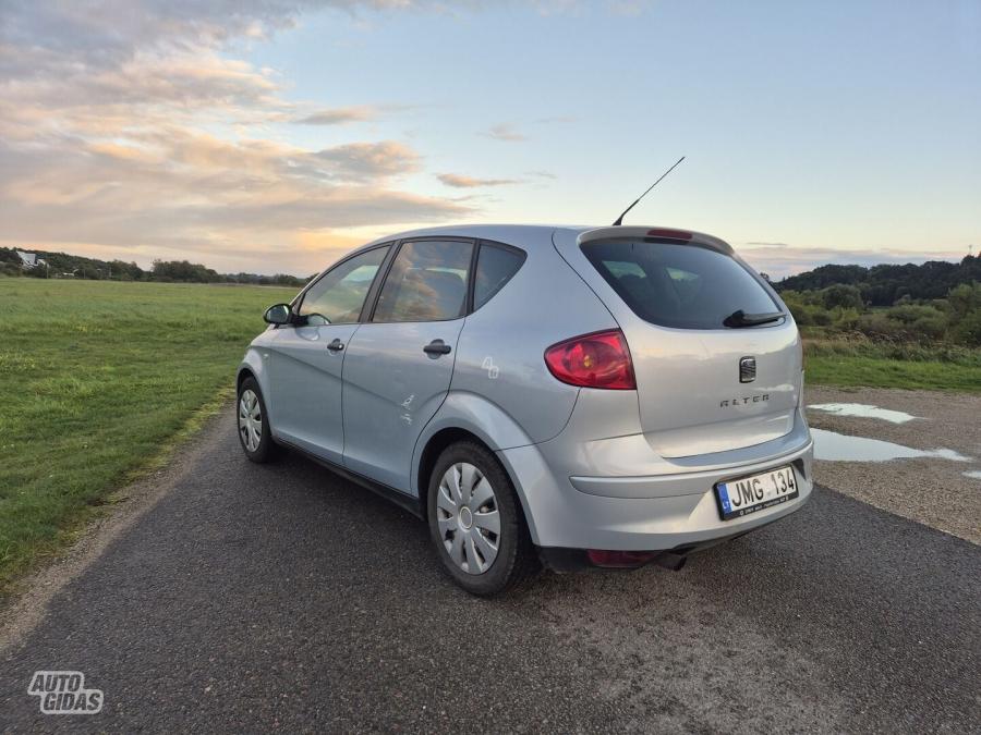SEAT Altea 2006 Kauņa, ar dzinēja tilpumu 1.90 L un nobraukumu 379 tūkst. km par 1100 €, foto 4 vietnē AUTOMOTO.COM.LV