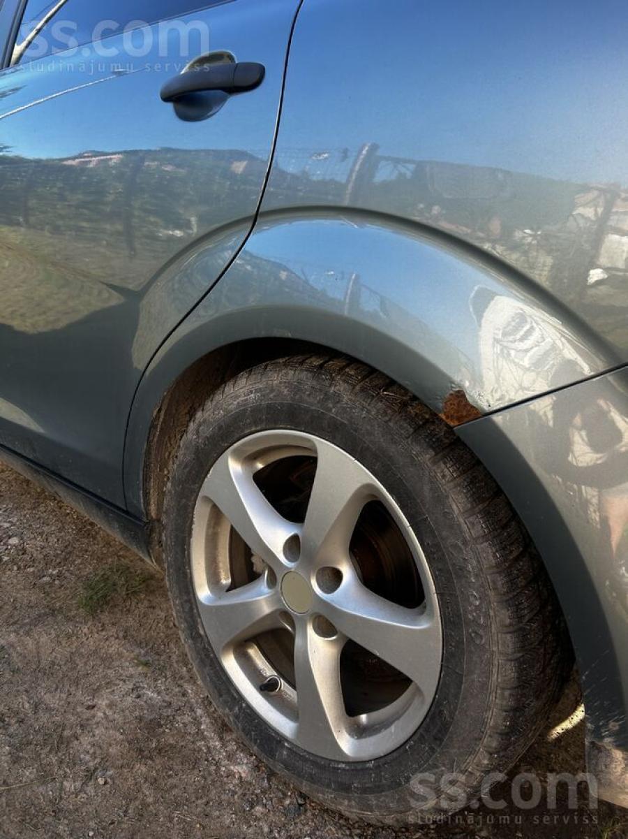 SEAT Altea 2007 Jelgava, ar dzinēja tilpumu 1.90 L un nobraukumu 329 tūkst. km par 1000 €, foto 9 vietnē AUTOMOTO.COM.LV