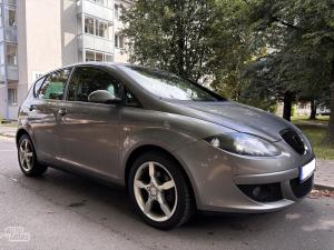 SEAT Altea 2007 in Kaunas, with an engine capacity of 2.00 L and mileage of 290 thousand km for 1500 €, photo 3 on AUTOMOTO.COM.LV