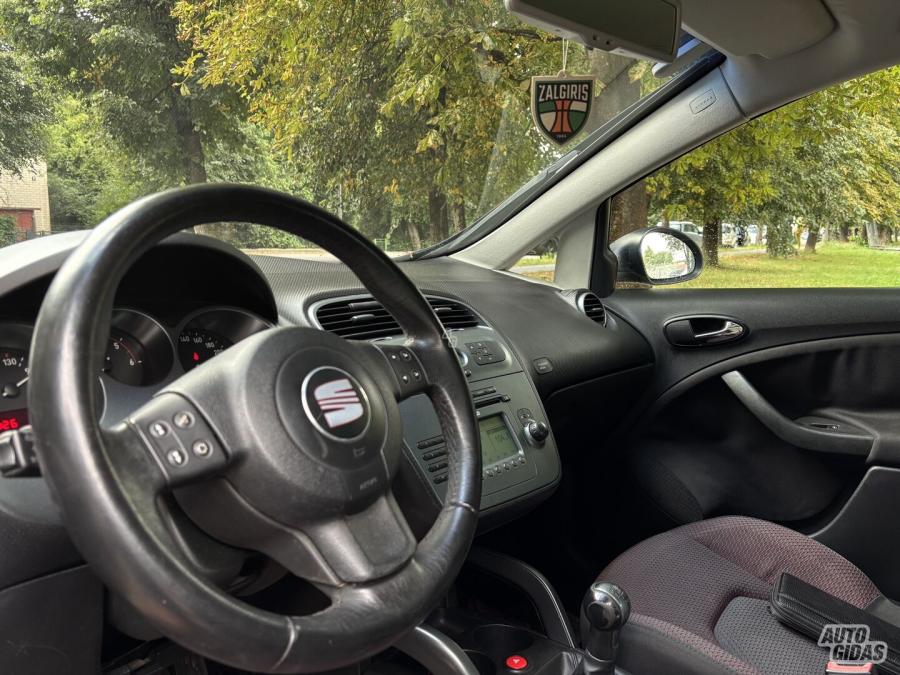 SEAT Altea 2007 in Kaunas, with an engine capacity of 2.00 L and mileage of 290 thousand km for 1500 €, photo 7 on AUTOMOTO.COM.LV