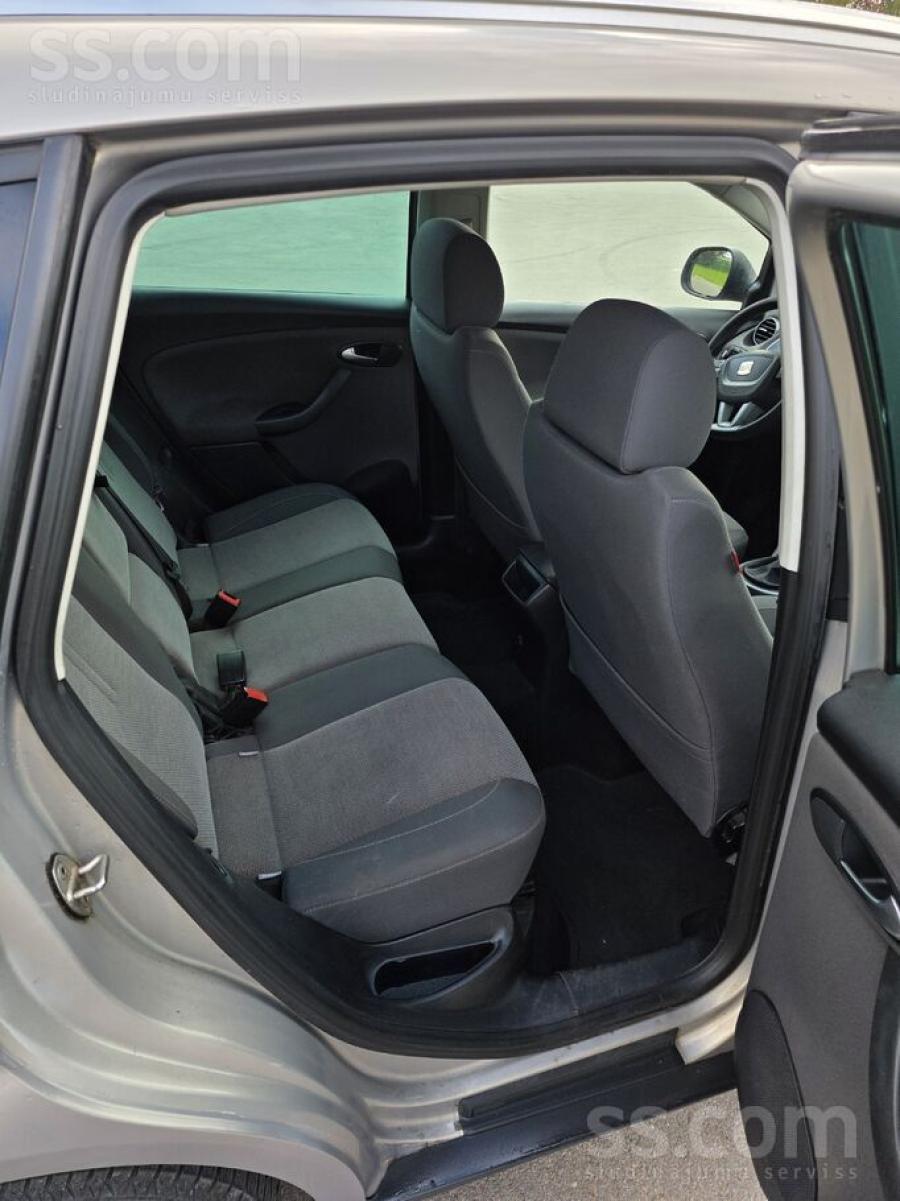 SEAT Altea 2011 in Riga, with an engine capacity of 2.00 L and mileage of 319 thousand km for 4000 €, photo 7 on AUTOMOTO.COM.LV