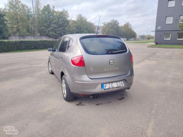 SEAT Altea 2004 in Siauliai, with an engine capacity of 1.90 L and mileage of 390 thousand km for 1650 €, photo 5 on AUTOMOTO.COM.LV