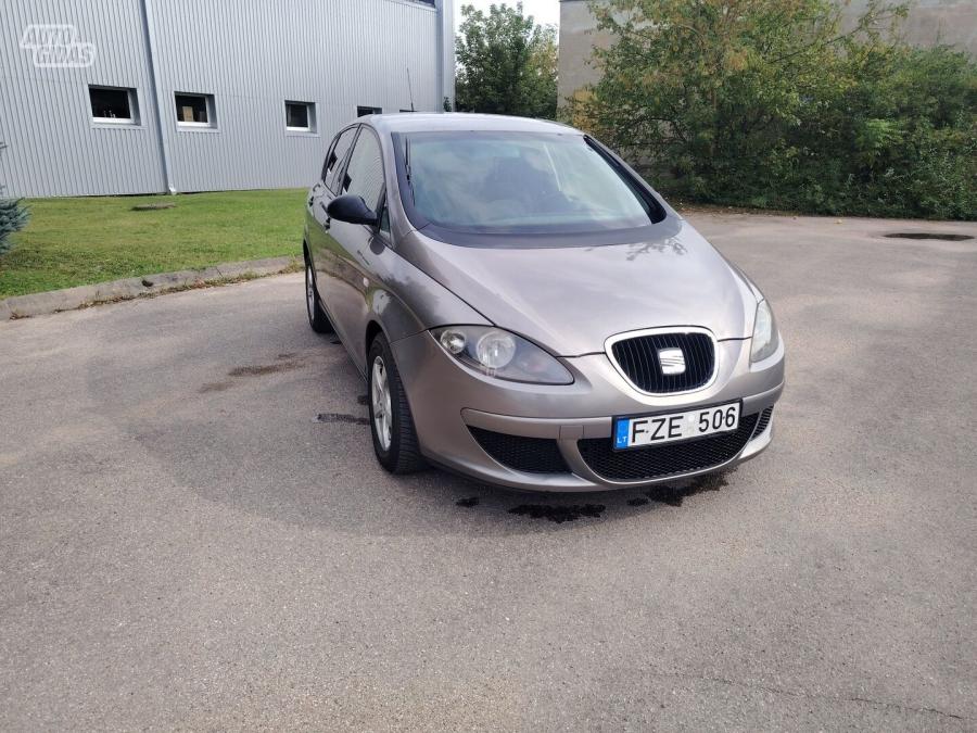 SEAT Altea 2004 in Siauliai, with an engine capacity of 1.90 L and mileage of 390 thousand km for 1650 €, photo 8 on AUTOMOTO.COM.LV