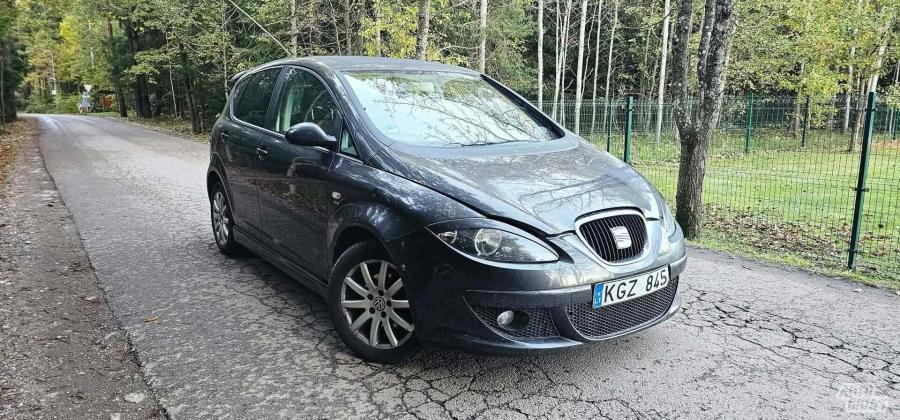 SEAT Altea 2004 Kauņa, ar dzinēja tilpumu 2.00 L un nobraukumu 250 tūkst. km par 1050 €, foto 3 vietnē AUTOMOTO.COM.LV