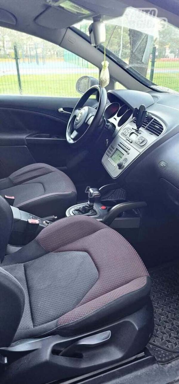 SEAT Altea 2004 in Kaunas on AUTOMOTO.COM.LV SEAT Altea 2004 in Kaunas, with an engine capacity of 2.00 L and mileage of 250 thousand km for 1050 β¬, photo 6 on AUTOMOTO.COM.LV
