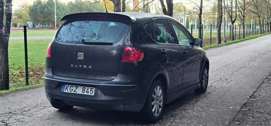 SEAT Altea 2004 Kauņa, ar dzinēja tilpumu 2.00 L un nobraukumu 250 tūkst. km par 1050 €, foto 17 vietnē AUTOMOTO.COM.LV