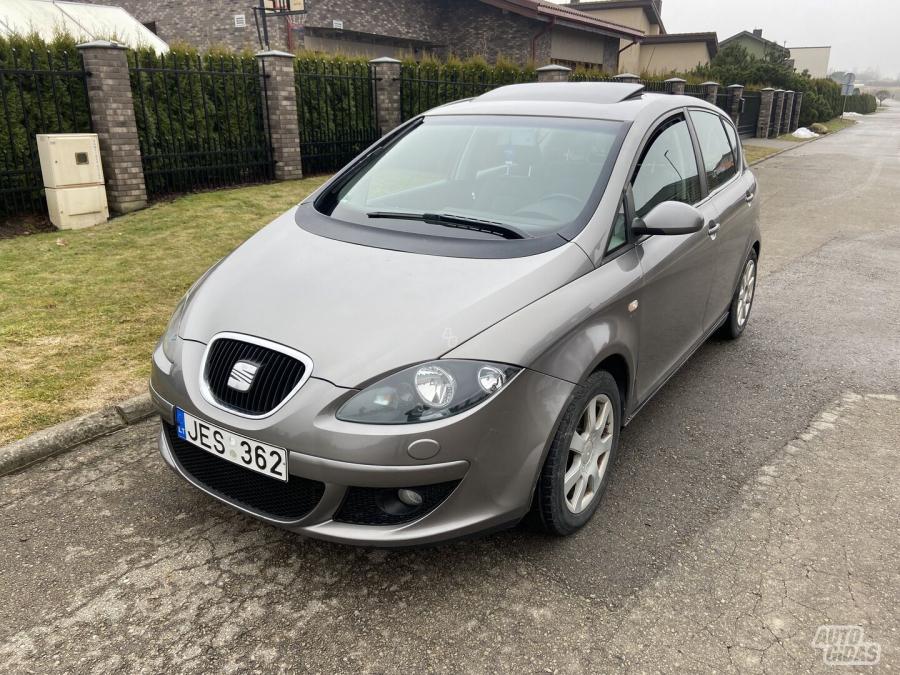 SEAT Altea 2005 in Klaipeda, with an engine capacity of 2.00 L and mileage of 270 thousand km for 1250 €, photo 1 on AUTOMOTO.COM.LV