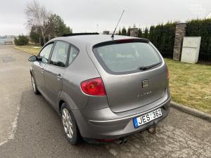 SEAT Altea 2005 in Klaipeda, with an engine capacity of 2.00 L and mileage of 270 thousand km for 1250 €, photo 5 on AUTOMOTO.COM.LV