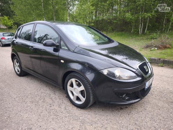 Сеат Алтеа 2005 в Вильнюс, объемом двигателя 1.90 л и пробегом 348 тыс. км за 750 €, фото 4 на AUTOMOTO.COM.LV
