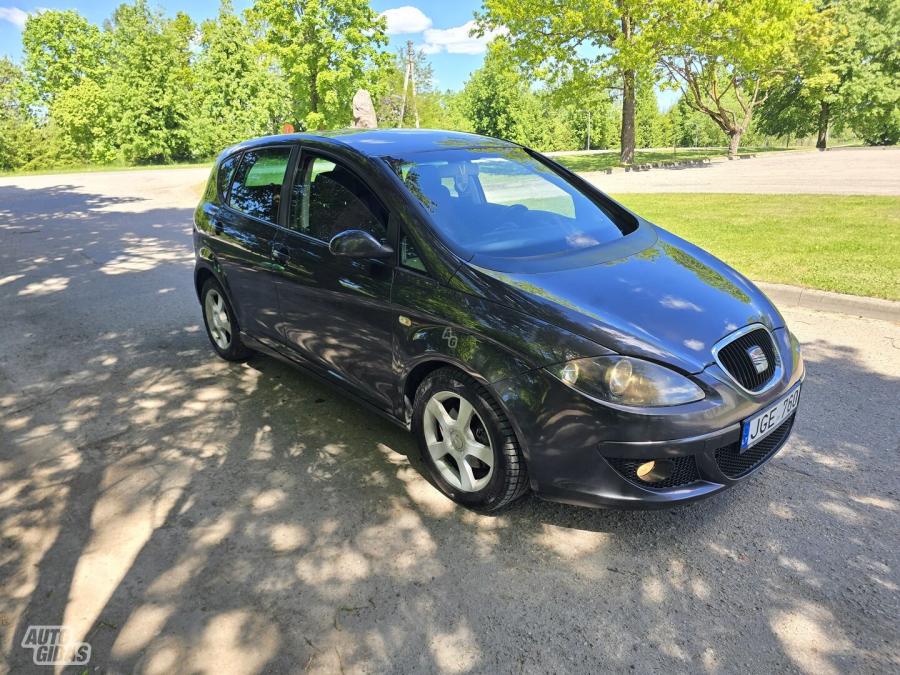 SEAT Altea 2005 in Radviliskis, with an engine capacity of 2.00 L and mileage of 285 thousand km for 2250 €, photo 3 on AUTOMOTO.COM.LV