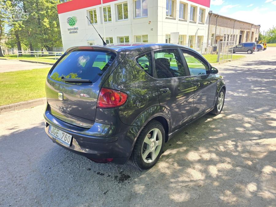 SEAT Altea 2005 in Radviliskis, with an engine capacity of 2.00 L and mileage of 285 thousand km for 2250 €, photo 4 on AUTOMOTO.COM.LV