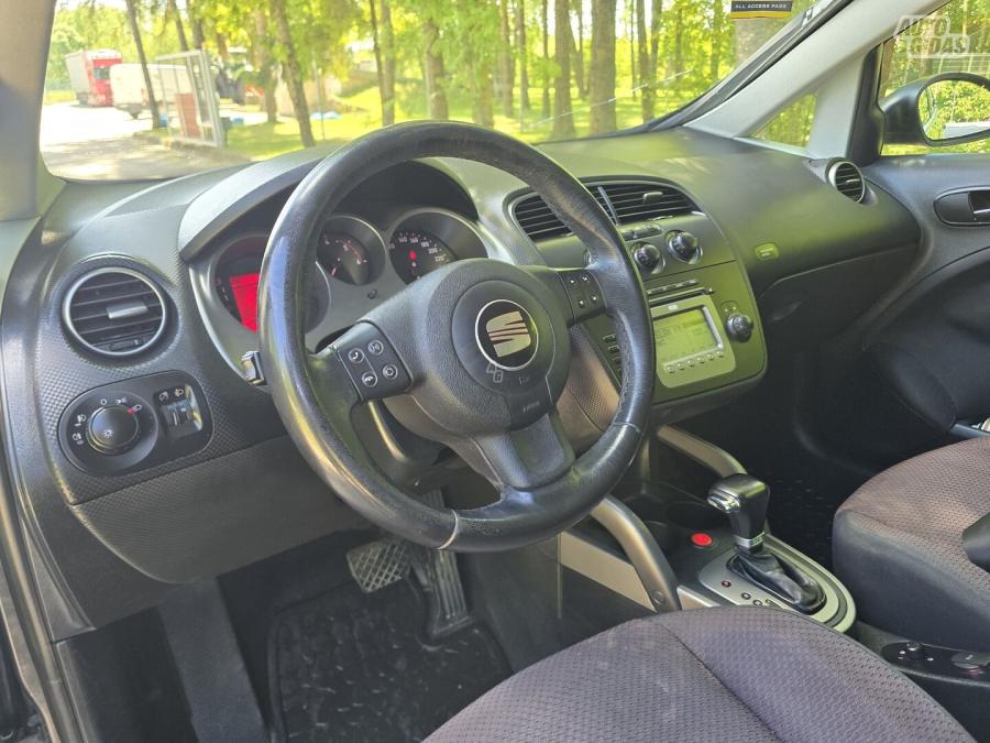 SEAT Altea 2005 in Radviliskis, with an engine capacity of 2.00 L and mileage of 285 thousand km for 2250 €, photo 16 on AUTOMOTO.COM.LV