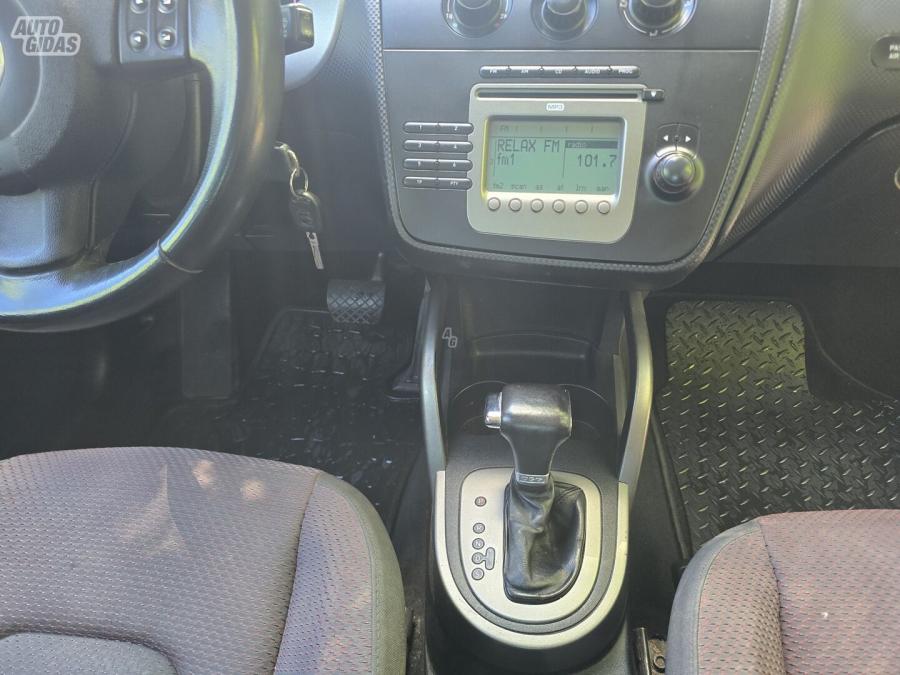 SEAT Altea 2005 in Radviliskis, with an engine capacity of 2.00 L and mileage of 285 thousand km for 2250 €, photo 19 on AUTOMOTO.COM.LV