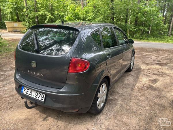 Сеат Алтеа 2005 в Алитус, объемом двигателя 1.90 л и пробегом 324 тыс. км за 2200 €, фото 4 на AUTOMOTO.COM.LV