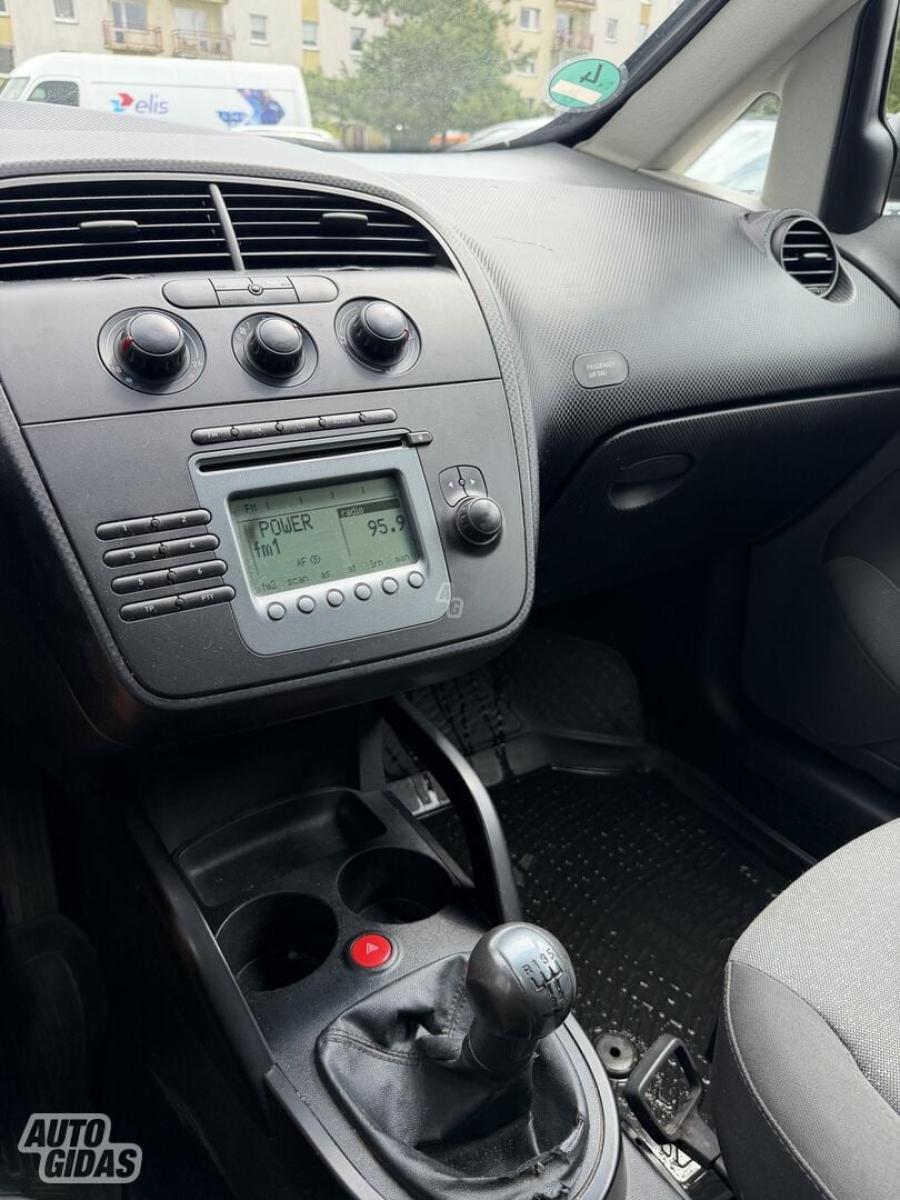 SEAT Altea 2005 Viļņa, ar dzinēja tilpumu 1.60 L un nobraukumu 204 tūkst. km par 1650 €, foto 14 vietnē AUTOMOTO.COM.LV