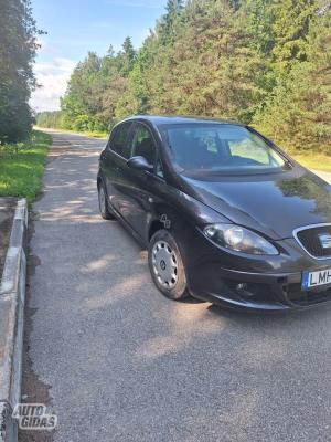 SEAT Altea 2005 Raseiniai, ar dzinēja tilpumu 1.90 L un nobraukumu 279 tūkst. km par 480 €, foto 4 vietnē AUTOMOTO.COM.LV