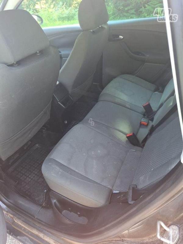 SEAT Altea 2005 in Raseiniai, with an engine capacity of 1.90 L and mileage of 279 thousand km for 480 €, photo 9 on AUTOMOTO.COM.LV