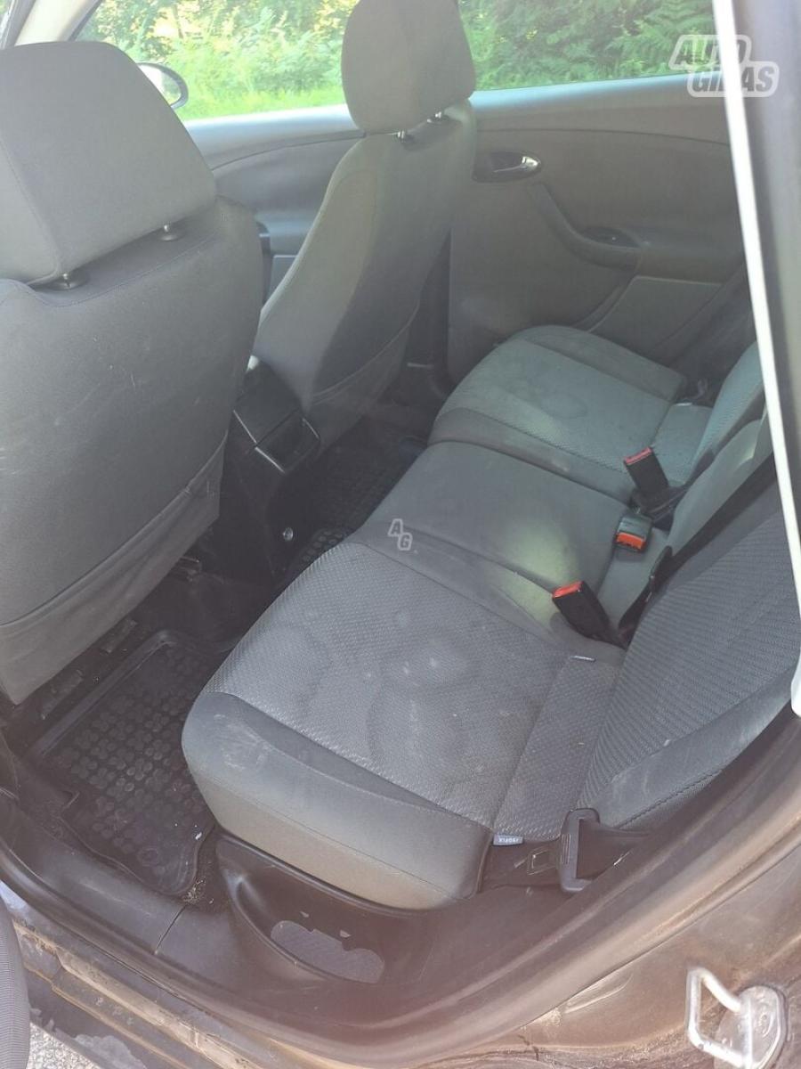 SEAT Altea 2005 Raseiniai, ar dzinēja tilpumu 1.90 L un nobraukumu 279 tūkst. km par 480 €, foto 10 vietnē AUTOMOTO.COM.LV