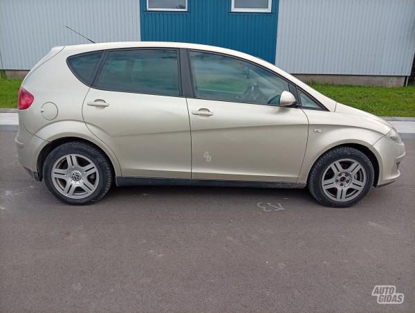 SEAT Altea 2005 Šauļi, ar dzinēja tilpumu 1.90 L un nobraukumu 281 tūkst. km par 1500 €, foto 2 vietnē AUTOMOTO.COM.LV