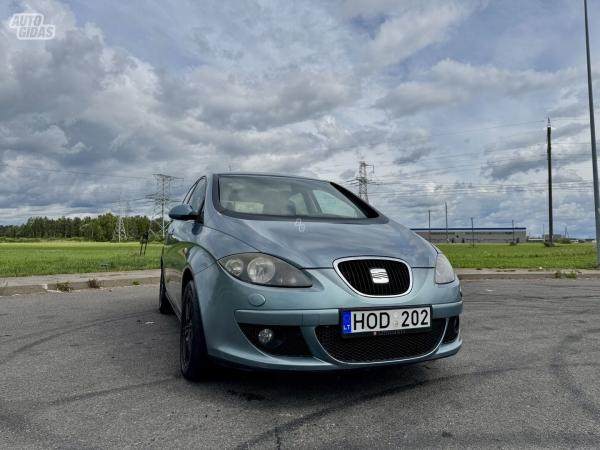 SEAT Altea 2005 in Panevezys, with an engine capacity of 1.90 L and mileage of 335 thousand km for 1150 €, photo 4 on AUTOMOTO.COM.LV