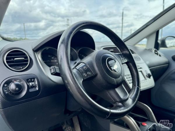 SEAT Altea 2005 in Panevezys, with an engine capacity of 1.90 L and mileage of 335 thousand km for 1150 €, photo 9 on AUTOMOTO.COM.LV