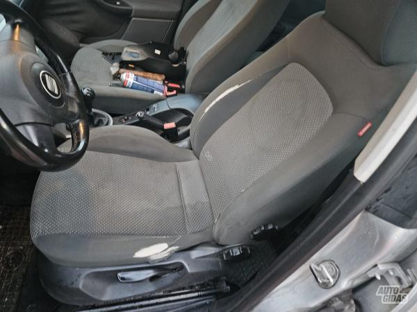 SEAT Altea 2005 in Prienai, with an engine capacity of 1.90 L and mileage of 350 thousand km for 750 €, photo 9 on AUTOMOTO.COM.LV